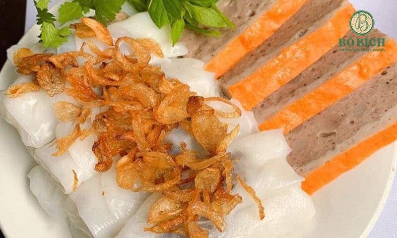 Hướng dẫn làm bánh ướt chả lụa thơm ngon và đơn giản